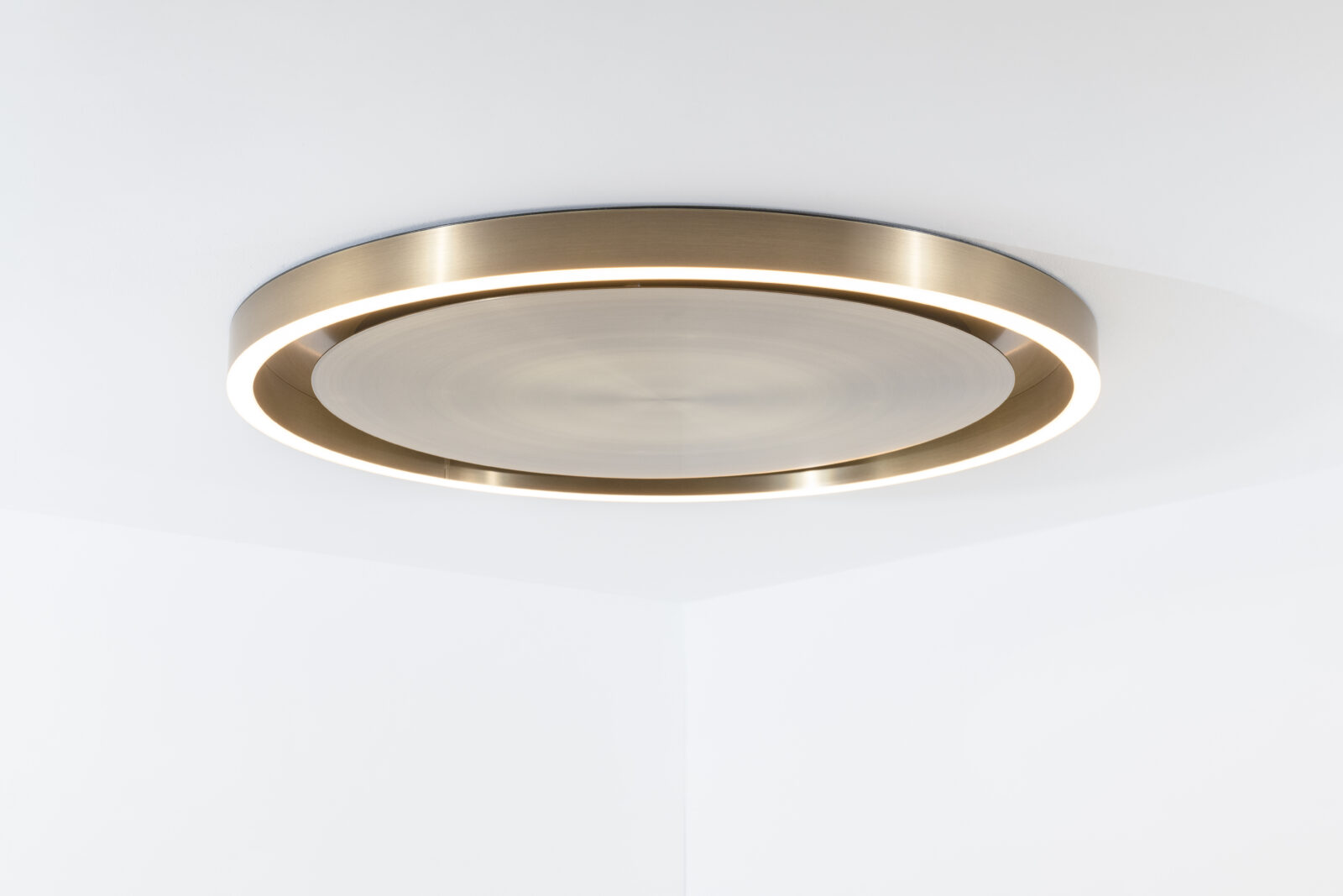 Arvi — Lightguide Collection